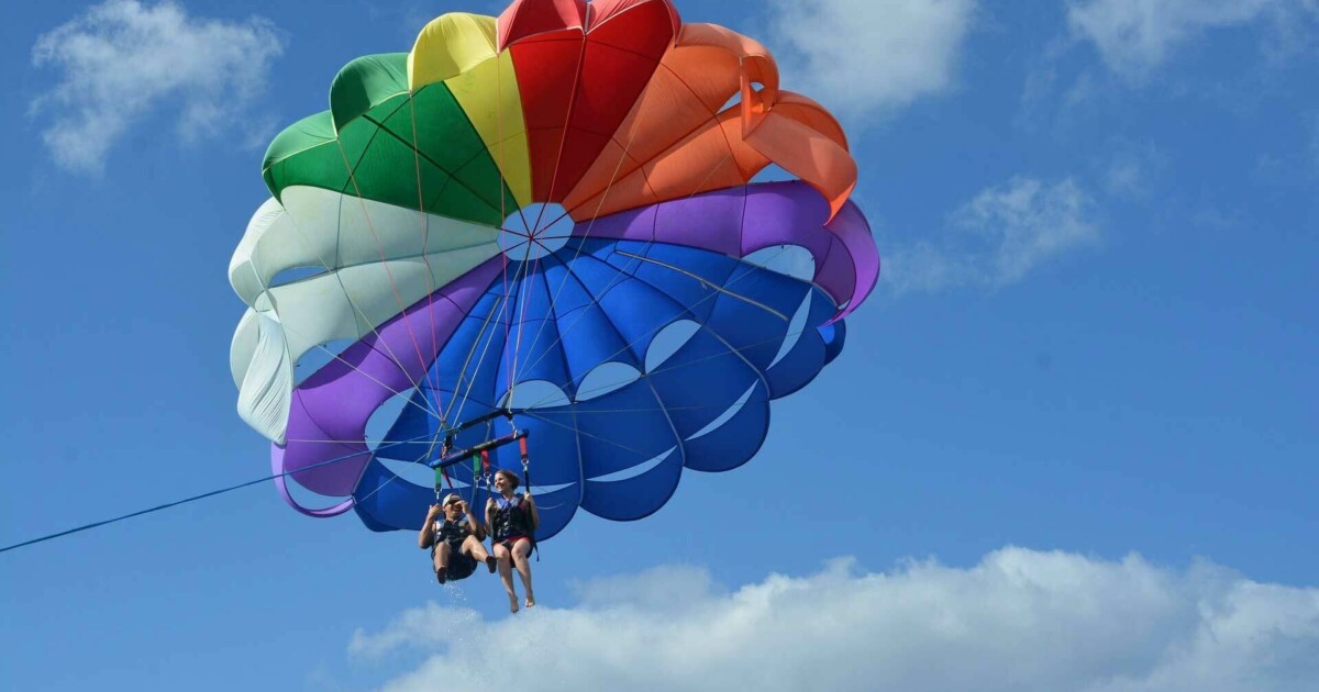 Parasail High Above Waikiki - Adventure Tours Hawaii