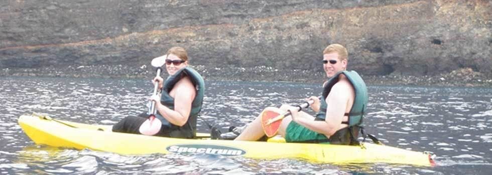 Kayak Rentals at Captain Cook Monument - Adventure Tours Hawaii