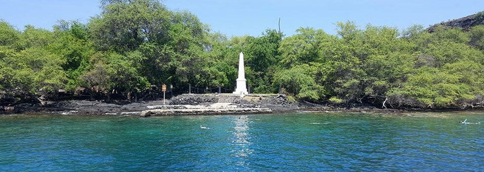 Captain Cook Monument Snorkel Boat Tour - Adventure Tours Hawaii