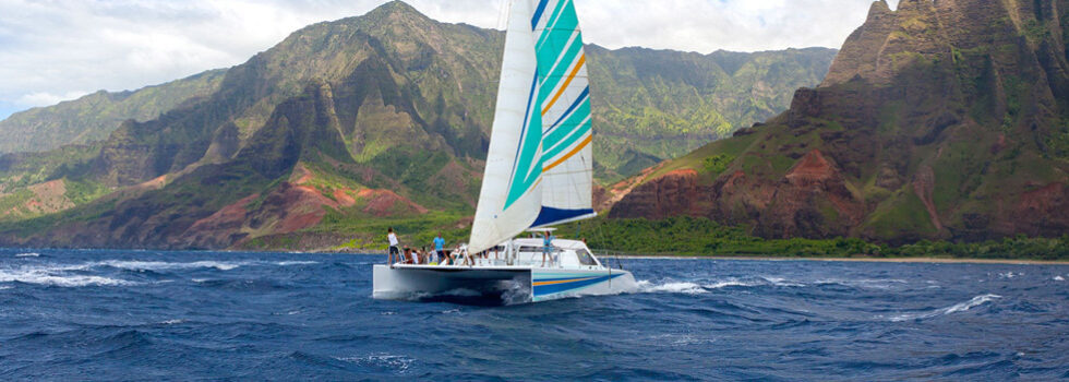 Napali Coast Sunset Dinner Catamaran - Adventure Tours Hawaii